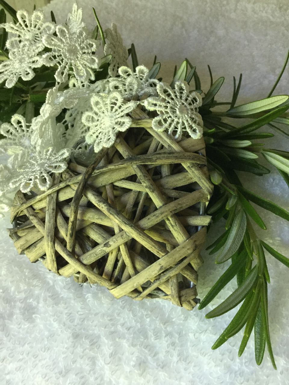 Let’s use our lace this Christmas – Letslace